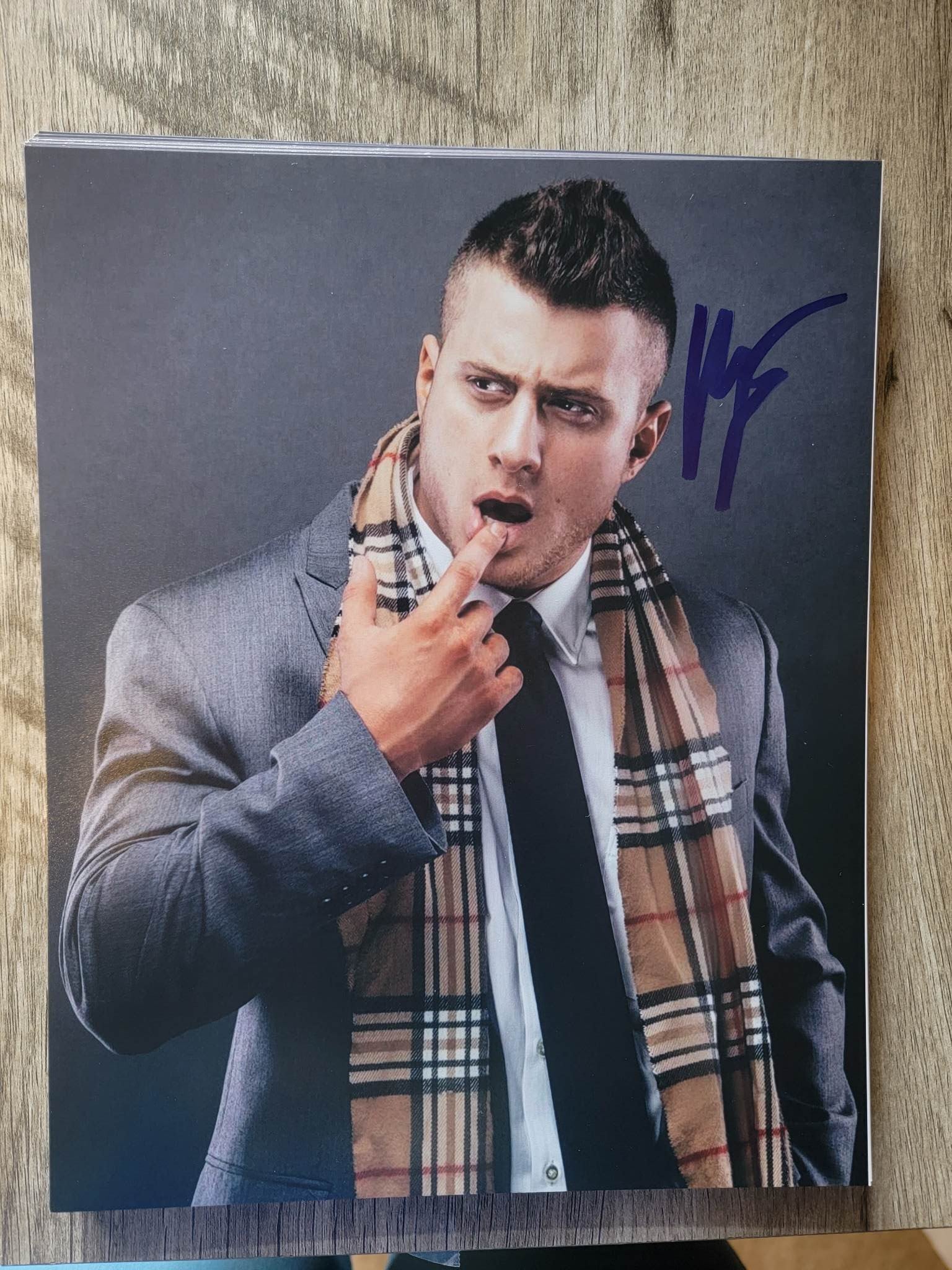 Autographs – Squared Circle Expo Merch